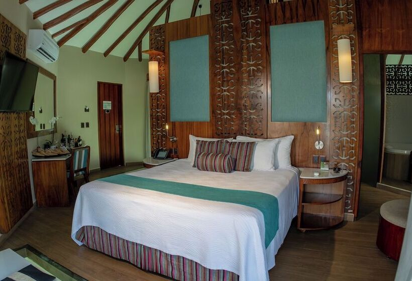 Palafitos Overwater Bungalows Catamarán, Cenote & More Inclusive - Playa del Carmen