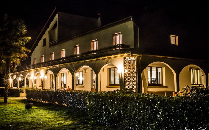 Hôtel Logis Hôtel Le Pont D Arcole - Gers