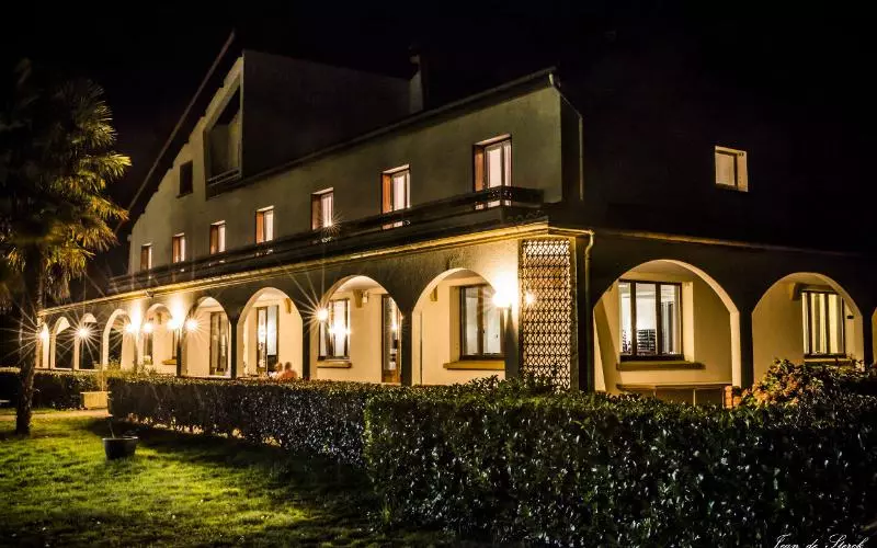 Hôtel Logis Hôtel Le Pont D Arcole - Gers