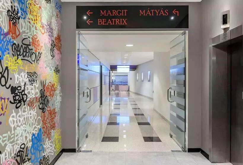 Hotel Ibis Budapest Castle Hill - Budapest