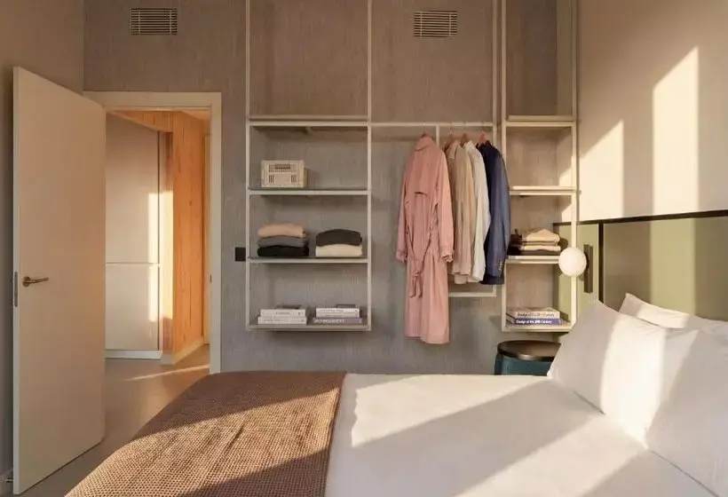 Kora Olea - Torremolinos