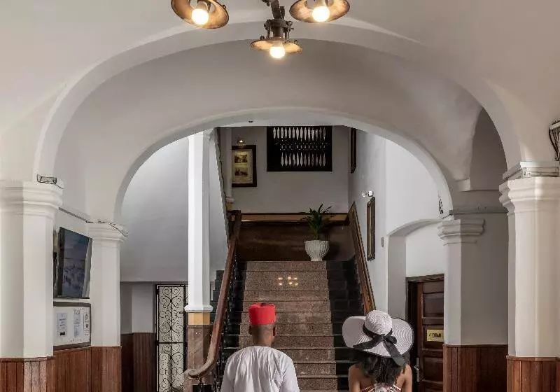 Hotel Sentrim Castle Royal - Mombasa