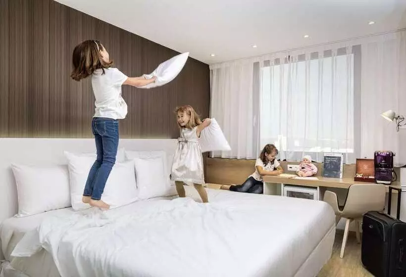 Hotel Occidental Praha - Praga