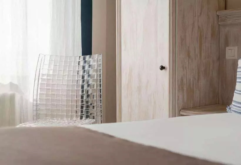 Hôtel Hôtel The Originals Miramar, Royan Pontaillac - Royan