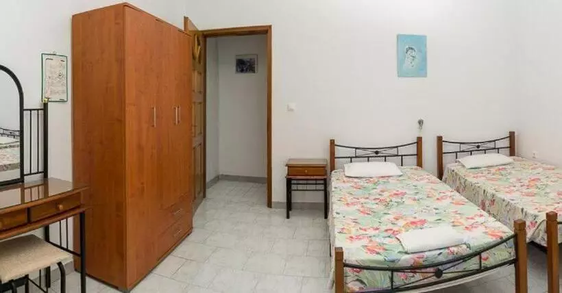 Hôtel Anna S Studios & Apartments - Закинф