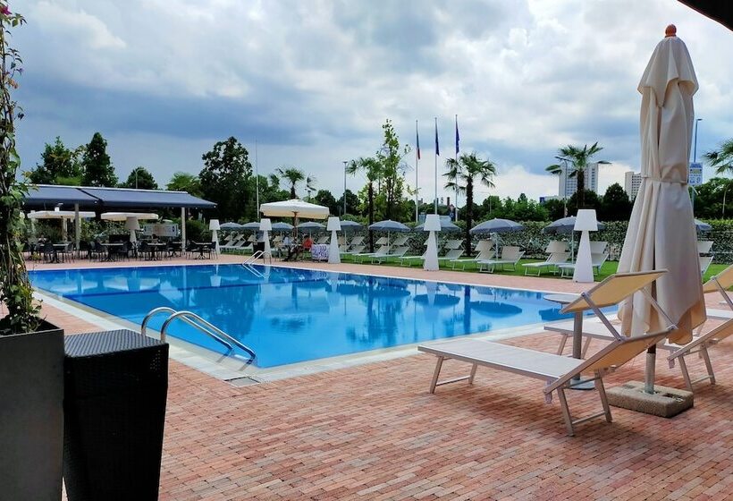 Hôtel The Sydney - Болонья