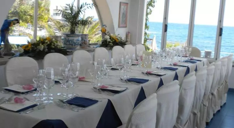 Hôtel Arathena Rocks - Giardini-Naxos