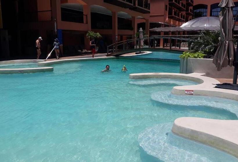 Aparthotel No Jurerê Beach Village - Florianópolis