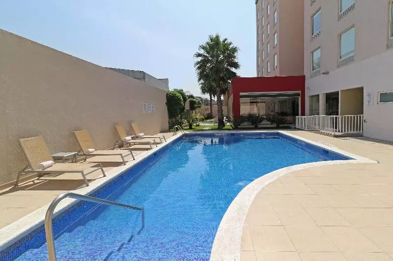 Hôtel Holiday Inn Express Guadalajara Aeropuerto, An Ihg - Tlaquepaque