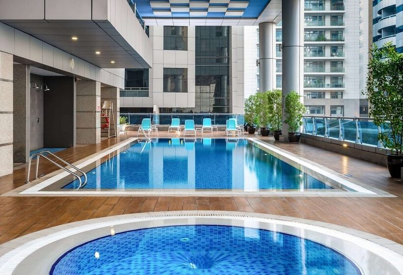 Hôtel Ramada By Wyndham Dubai Barsha Heights - 