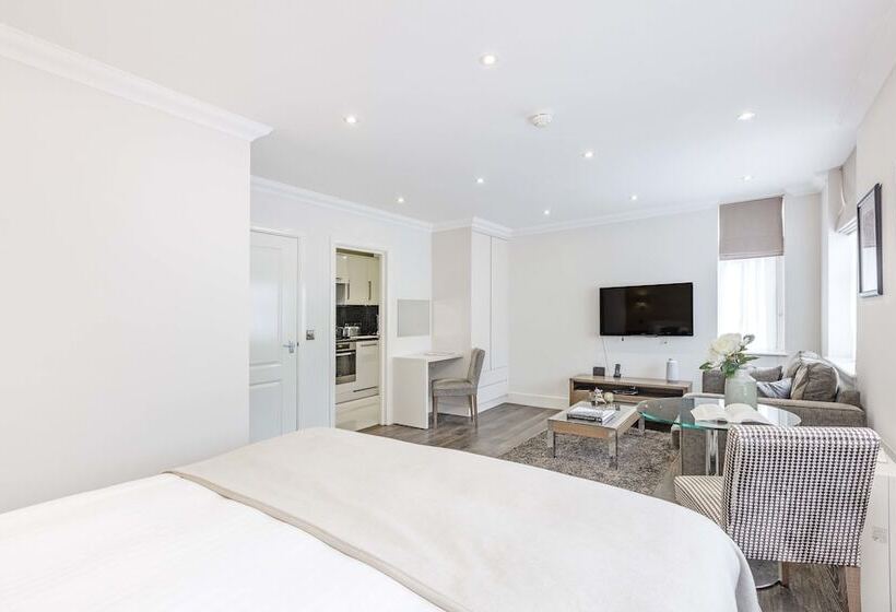 Ashburn Court - Chelsea