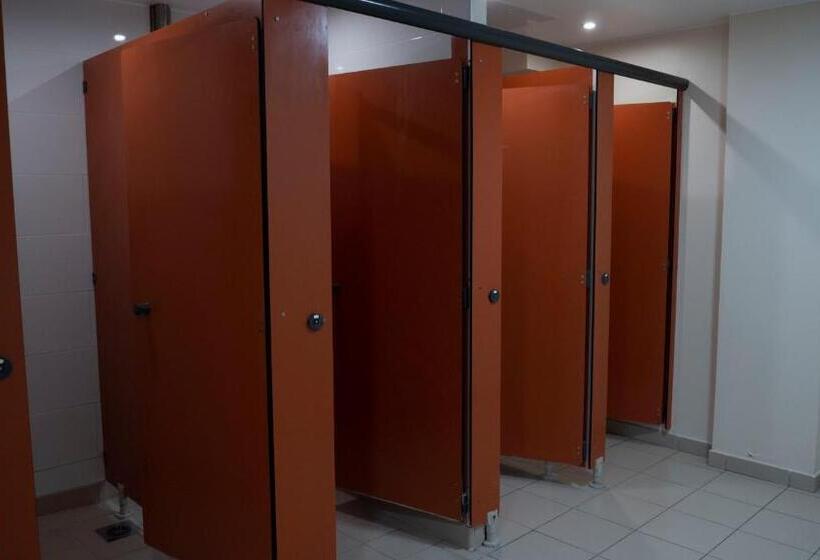 Auberge Hôtelière The People   Lille - Lille