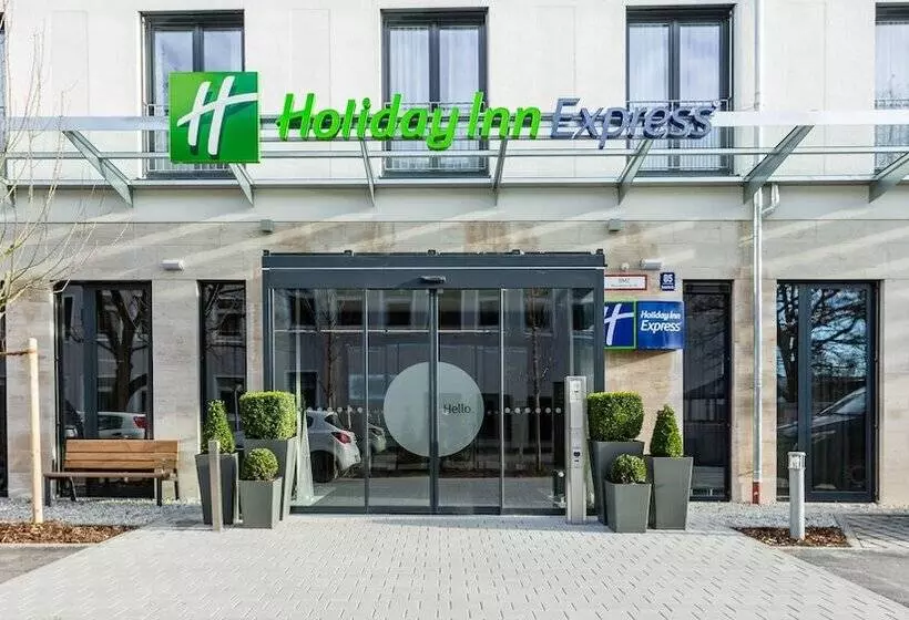 Hotel Holiday Inn Express Munich   City East, An Ihg - München