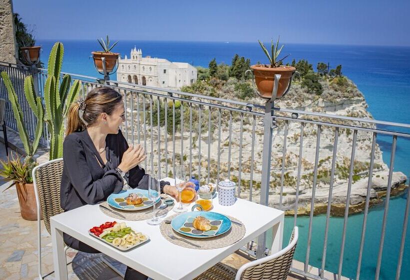 Hôtel La Dolce Vita A Tropea - Tropea