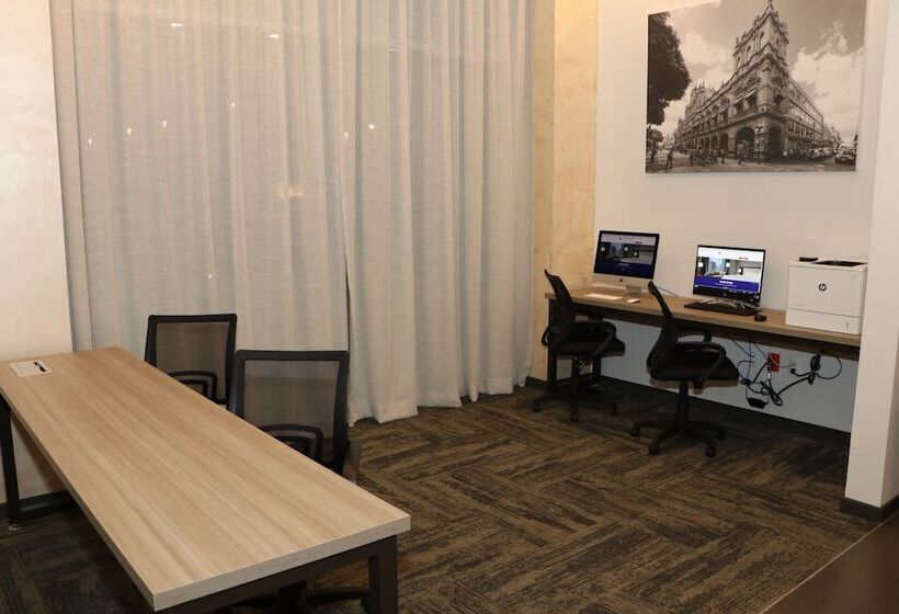 Hôtel Hampton Inn & Suites By Hilton Puebla - Puebla