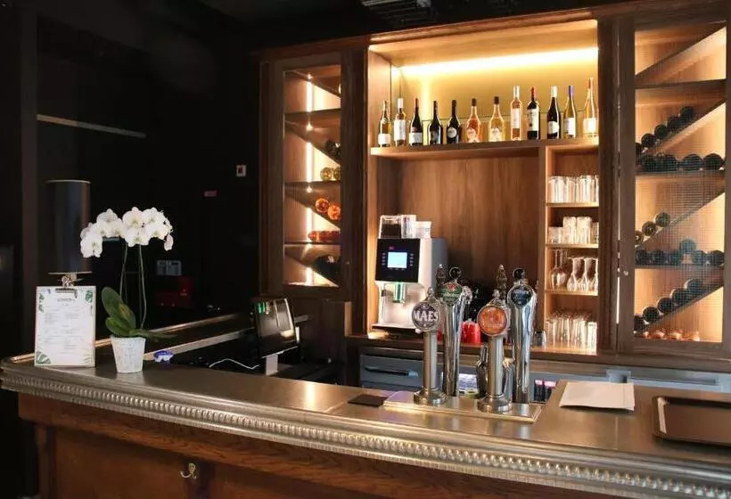 Hôtel Ibis Styles Puteaux Paris La Defense - Puteaux