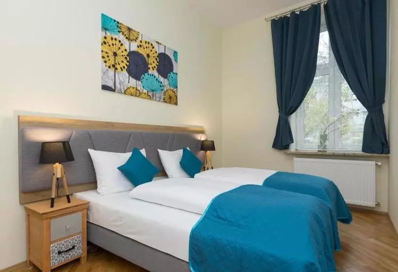 1898 Parkside Boutique Residence - Krakow