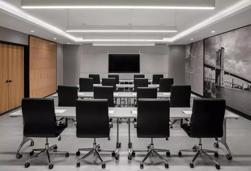 Hôtel Four Points By Sheraton Flushing - New York City