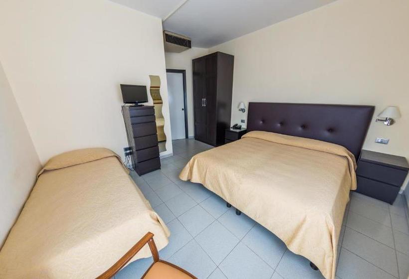 Hôtel Ambasciatori Suite - Sottomarina