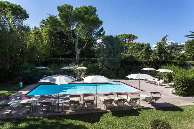 Hôtel Residenze Al Colle Dei Pini - Riccione