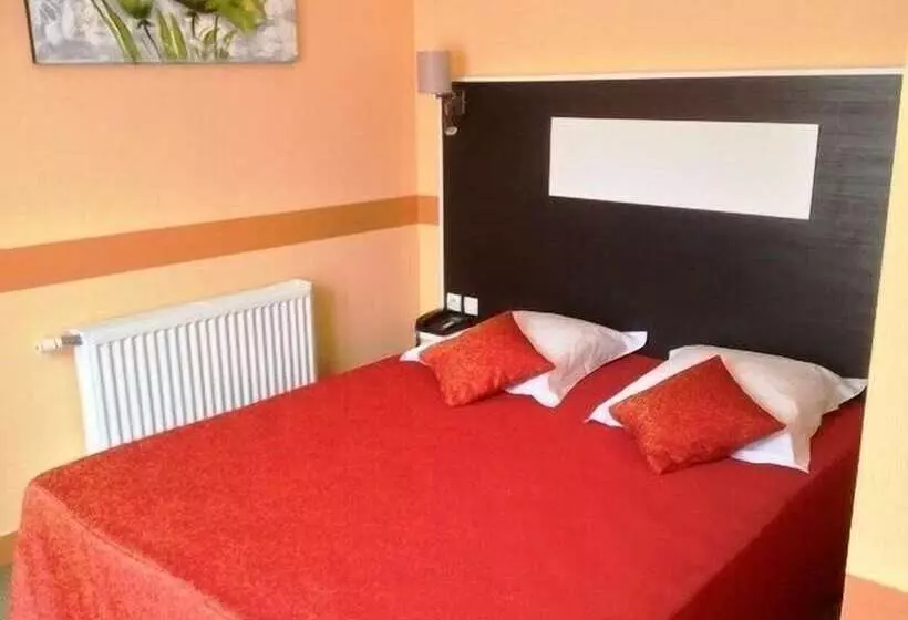 Hotel Logis Hôtel D Angleterre - Saint-Calais