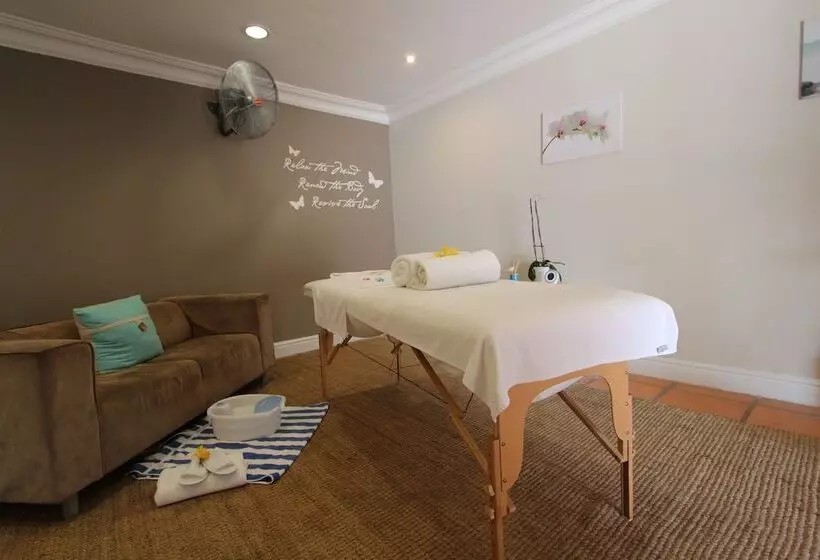 Pension The Robberg Beach Lodge Lion Roars Hotels & Lodges - Plettenberg Bay