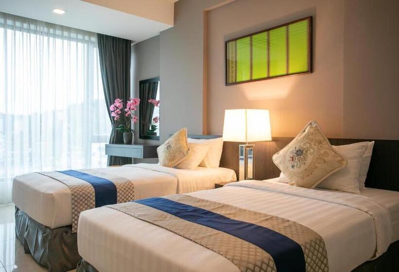 Sky Hotel Kota Kinabalu - Sabah