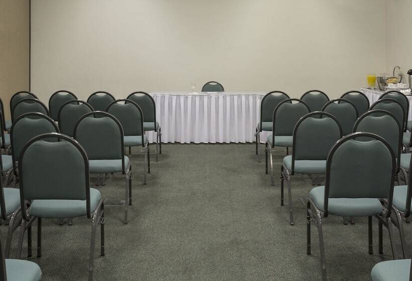 Hôtel Sleep Inn Praia Do Canto - Vitoria