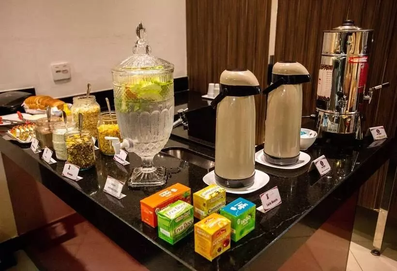 Hôtel Carlton Plaza Torre - Araxá