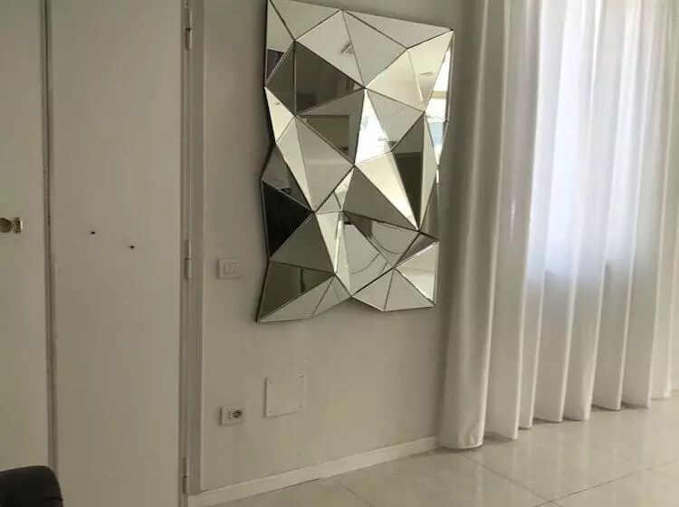 Hôtel Academy - Fiumicino