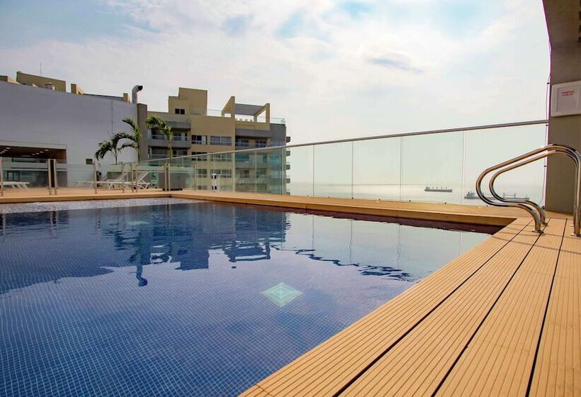 Hôtel Hilton Garden Inn Santa Marta - Santa Marta