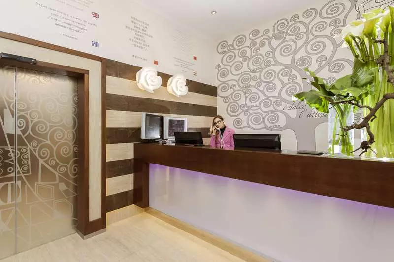 Hotel Des Artistes Roma - Roma