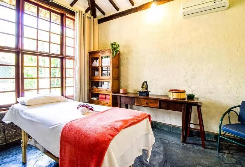 Pension (Hôtel Basse Catégorie) Velinn Pousada Dos Marinheiros - Ilhabela