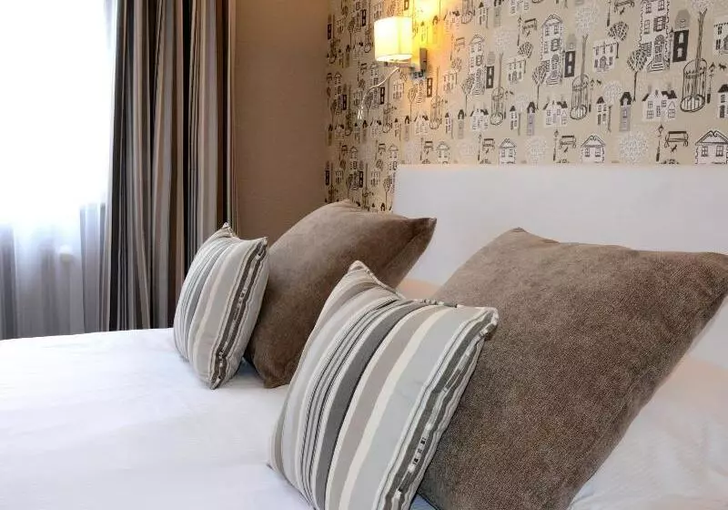 Hôtel Logis Hôtel Du Centre Halte Idéale En Cyclotourisme Avec Garage à Vélos Clos - Molsheim