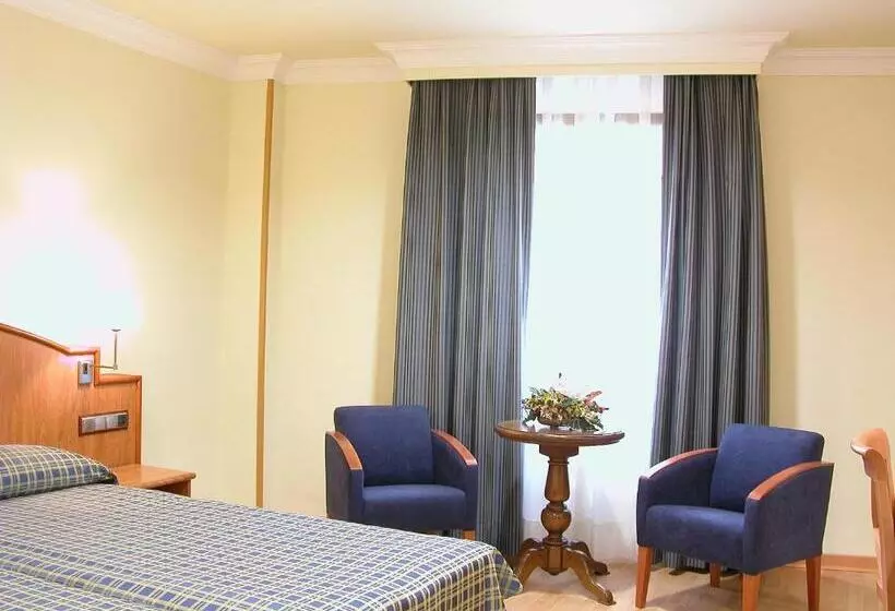 Hôtel Ii Castillas Madrid - Madrid