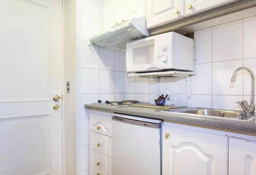 Apart Hotel Cambiaso - Las Condes