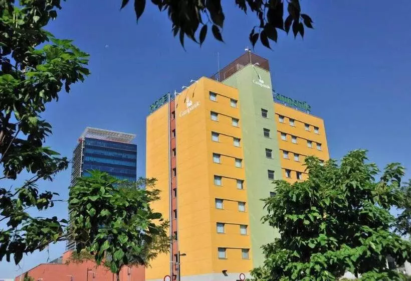 Hotel Travelodge Madrid Alcalá De Henares - Alcalá de Henares