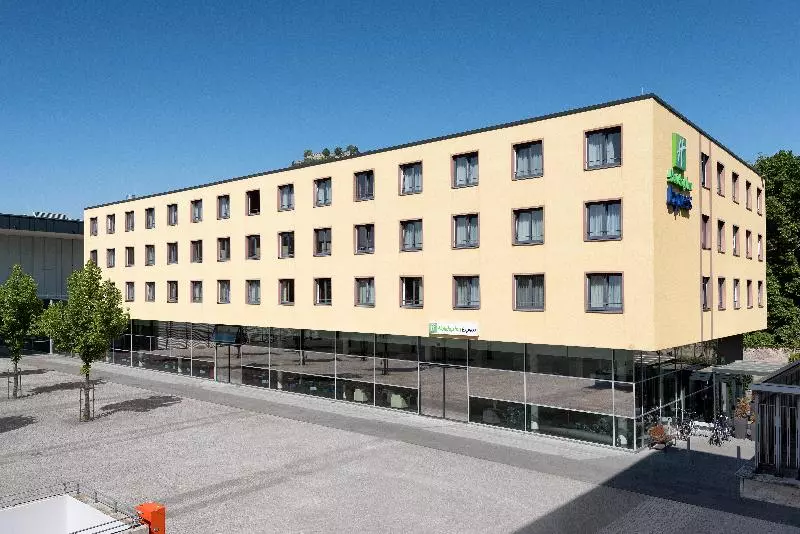 Hôtel Holiday Inn Express Singen, An Ihg - Singen