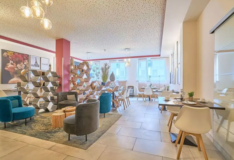 Luise Mannheim   By Superfly Hotels - 루트비히스하펜