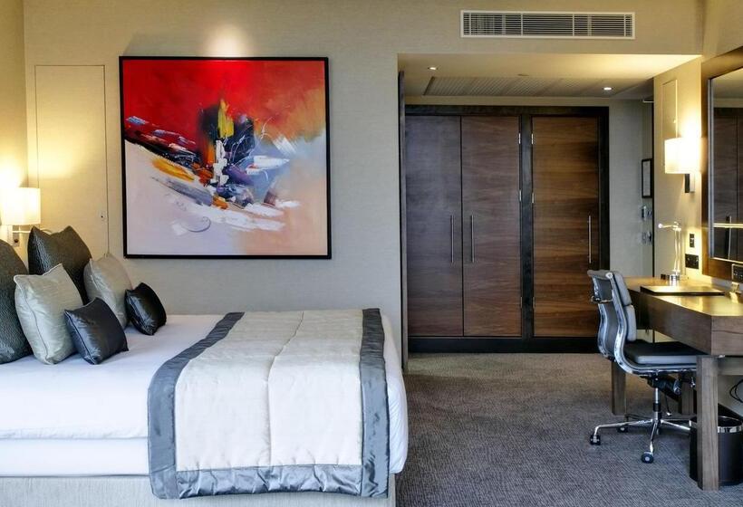 Hôtel Leonardo Royal London Tower Bridge - London, UK