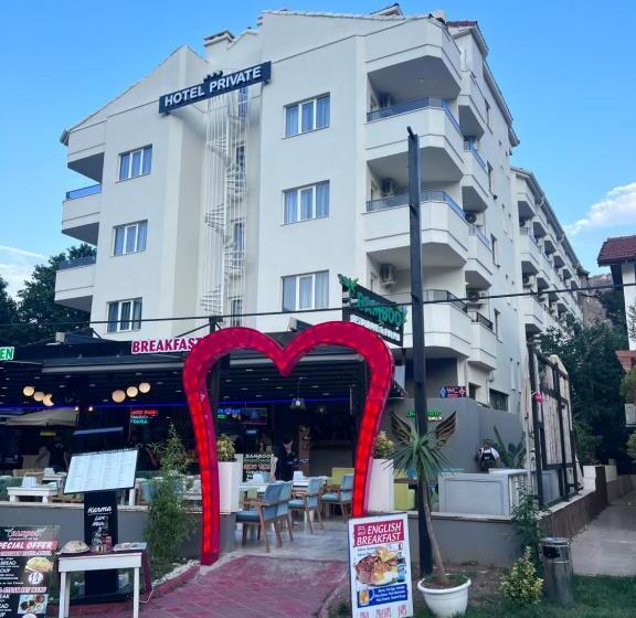Hotel Private - Ичмелер