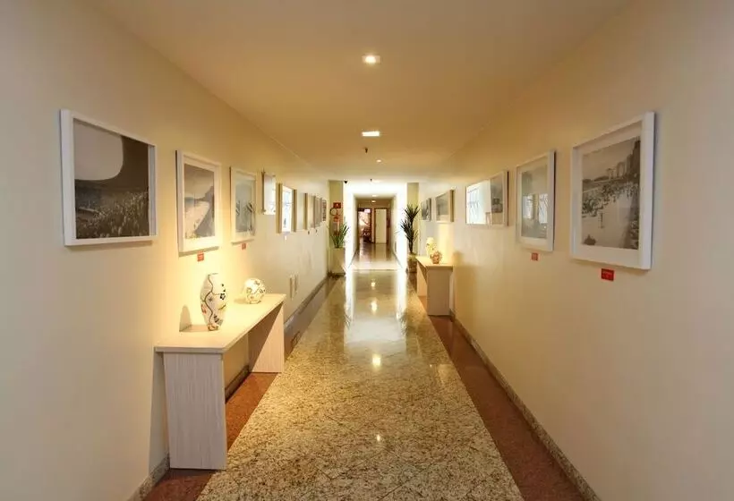 Hotel Mengo Palace - Glória