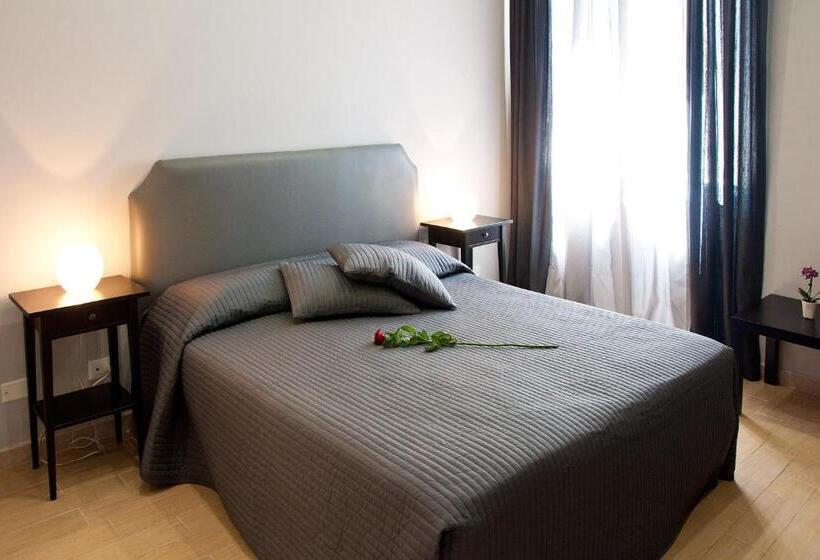 Hôtel Opera - Palermo, Italy