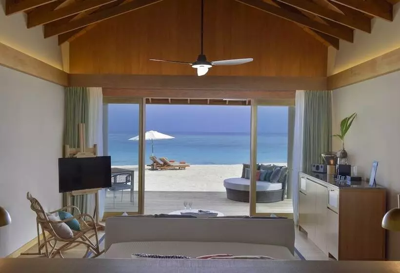 Emerald Faarufushi Resort & Spa   Deluxe All Inclusive - Maldív-szigetek