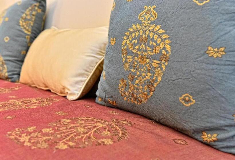 Hôtel (Catégorie 1/2 *) Gagliardi Boutique - Noto