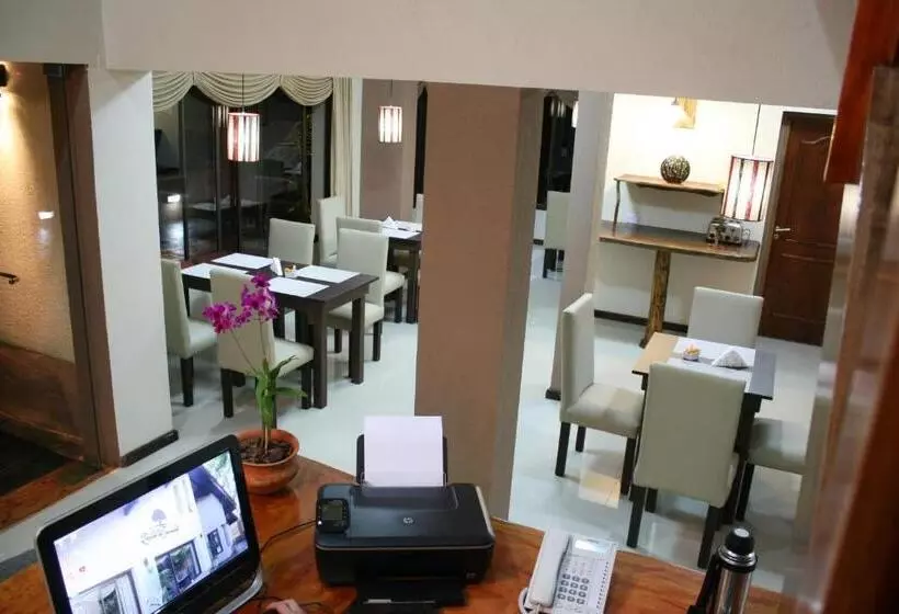 Hôtel Posada Del Jacarandá - Puerto Iguazú