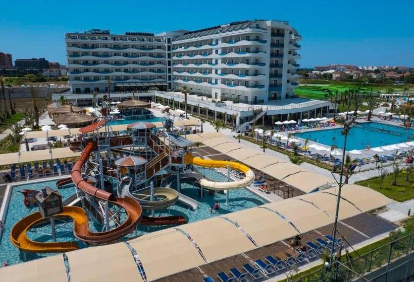 Hotel Dream Water World - Side