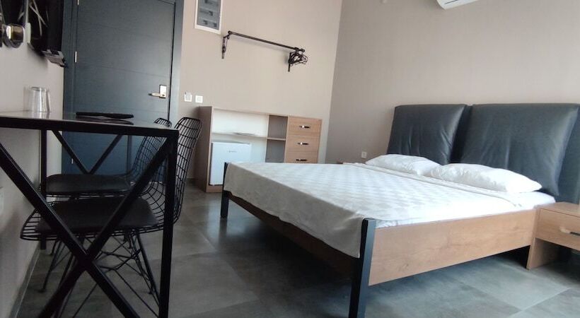 Lara Beach Homes - Lara Beach