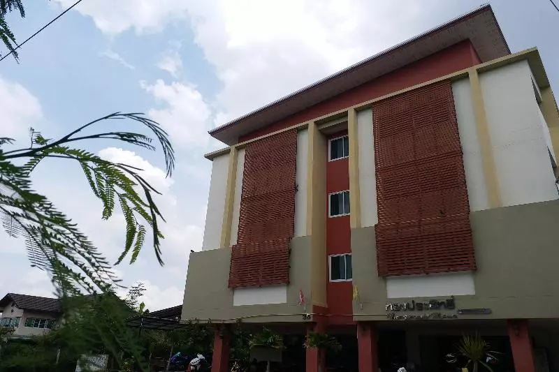 Hôtel Tongprasit Place - Nakhon Ratchasima