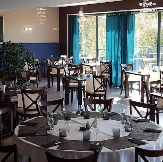 Hôtel Logis Le Cadusia - Chaource